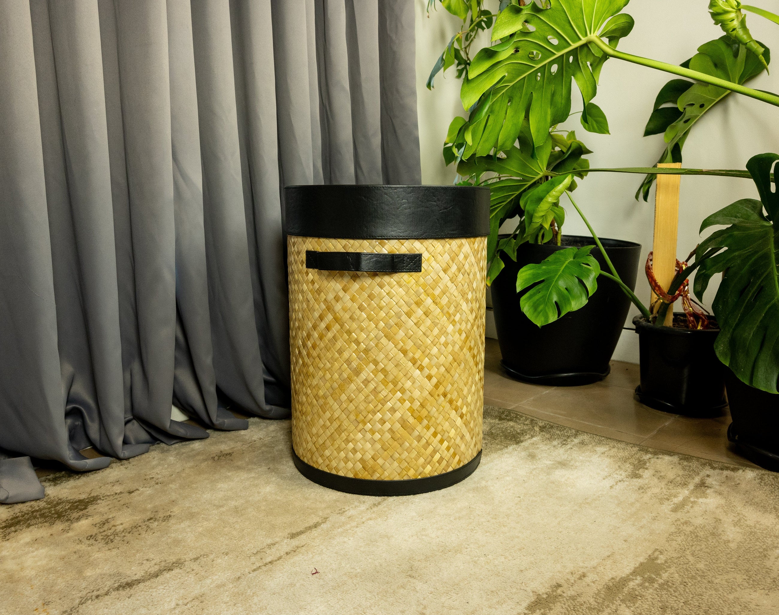 Round Open Laundry Hamper | Handmade Woven Natural Pandan with Black ...